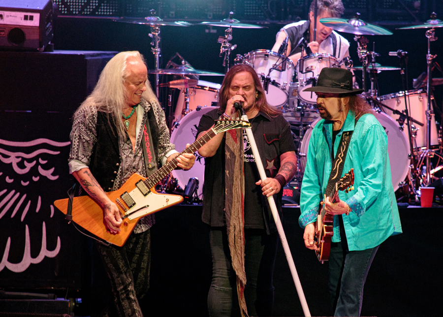 See Highlights + Live Photos From Lynyrd Skynyrd's Farewell Tour ...