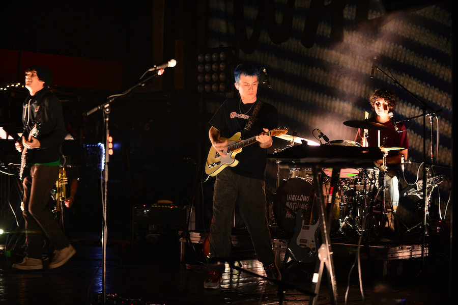 Wallows Play 15-Song Fan-Voted Setlist at The Roxy for Livestream ...