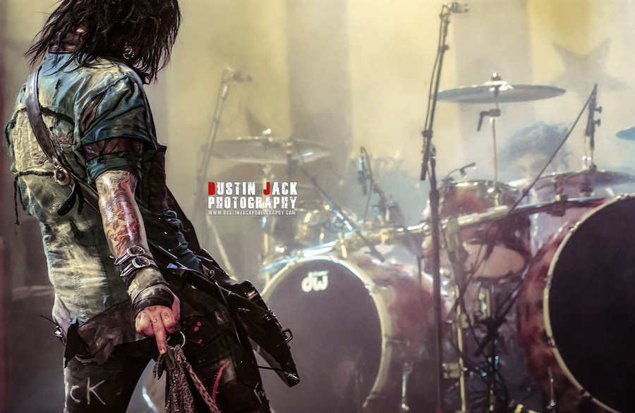 Photo Talk: Dustin Jack Discusses Working w/Mötley Crüe + More | setlist.fm