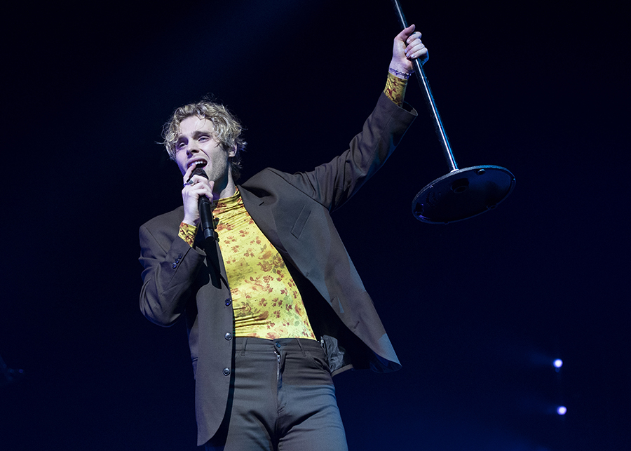 5 Seconds of Summer Live Debut "Blender" in D.C. | setlist.fm