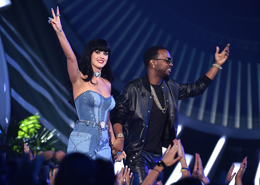 Setlist History: Katy Perry's "Dark Horse" | setlist.fm