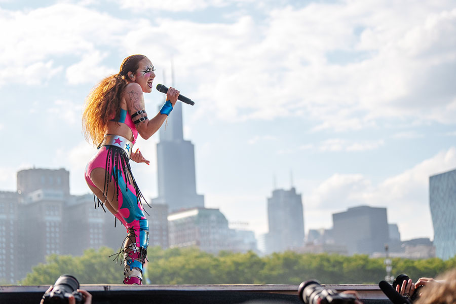 Chappell Roan Draws Another Huge Crowd, This Time At Lollapalooza ...