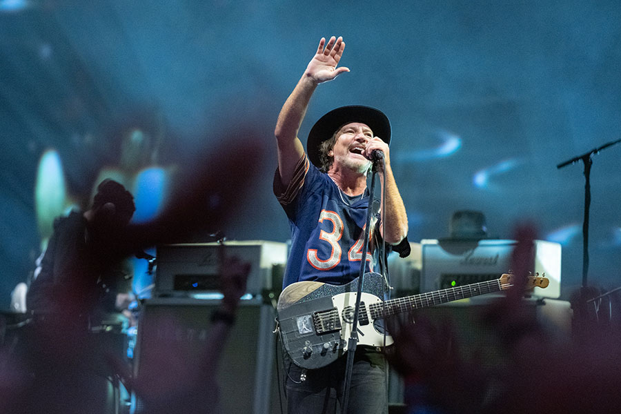 Pearl Jam's Two Nights at Wrigley Field Evoke Emotions For Vedder ...