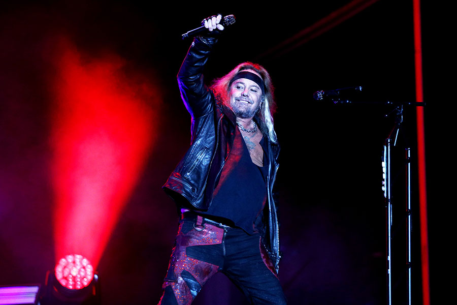 Garbage Truck Delivers Mötley Crüe Back To The Sunset Strip | setlist.fm