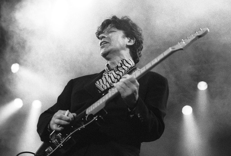 Clapton, Mavis, Van Morrison, Others Celebrate Robbie Robertson ...