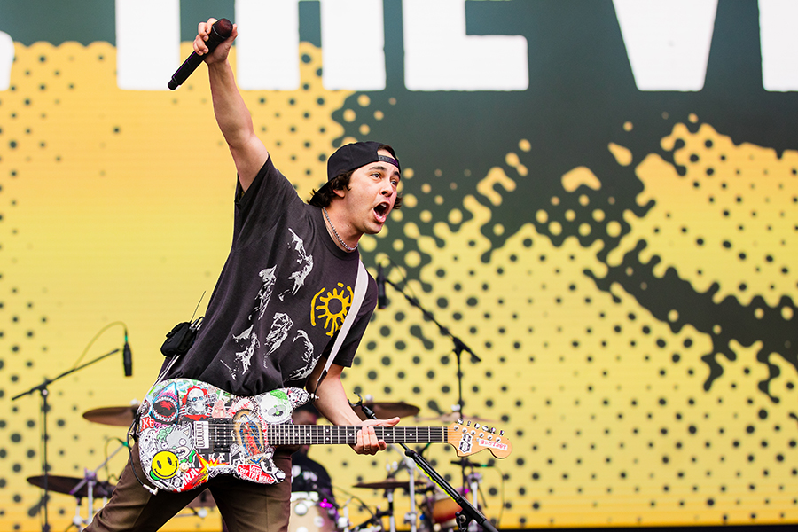 Pierce the Veil Announces Massive "I Can't Hear You" Arena Tour ...