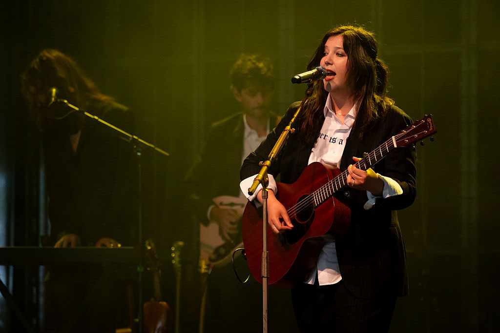 Singer Lucy Dacus To Officiate Weddings at Upcoming Shows | setlist.fm