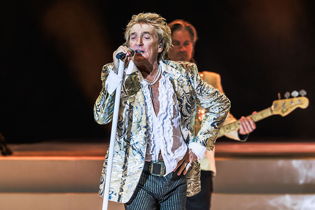 Rod Stewart Shows Charlotte He's Forever Young | setlist.fm